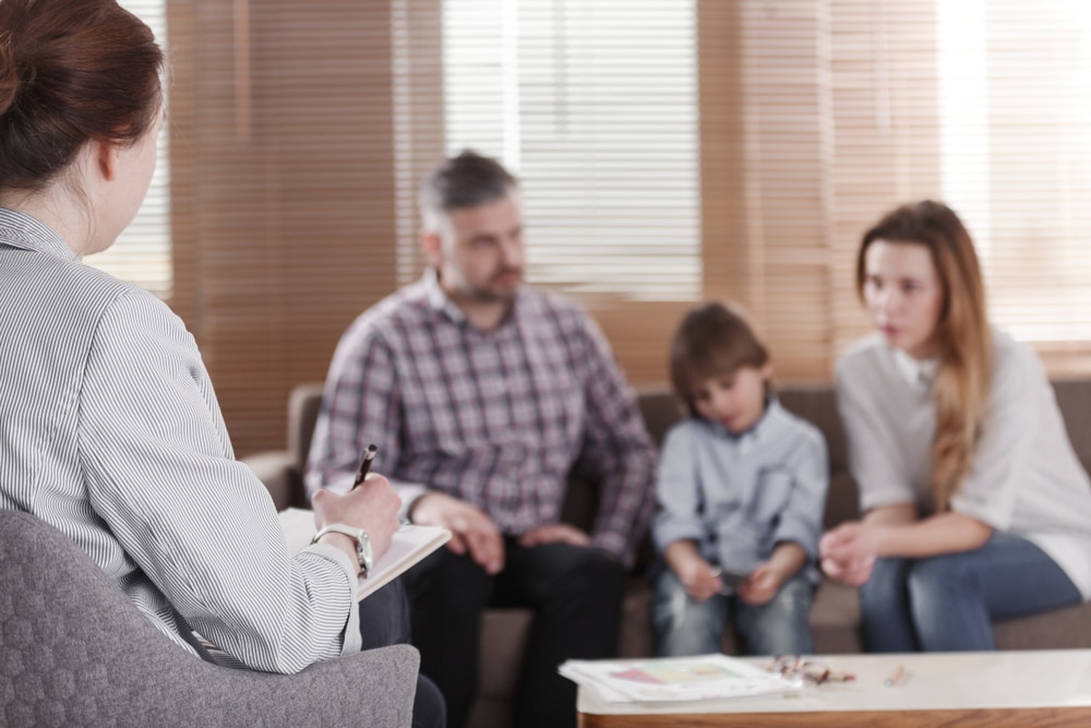 Enhance Mental Well-being With a Family Therapy Program